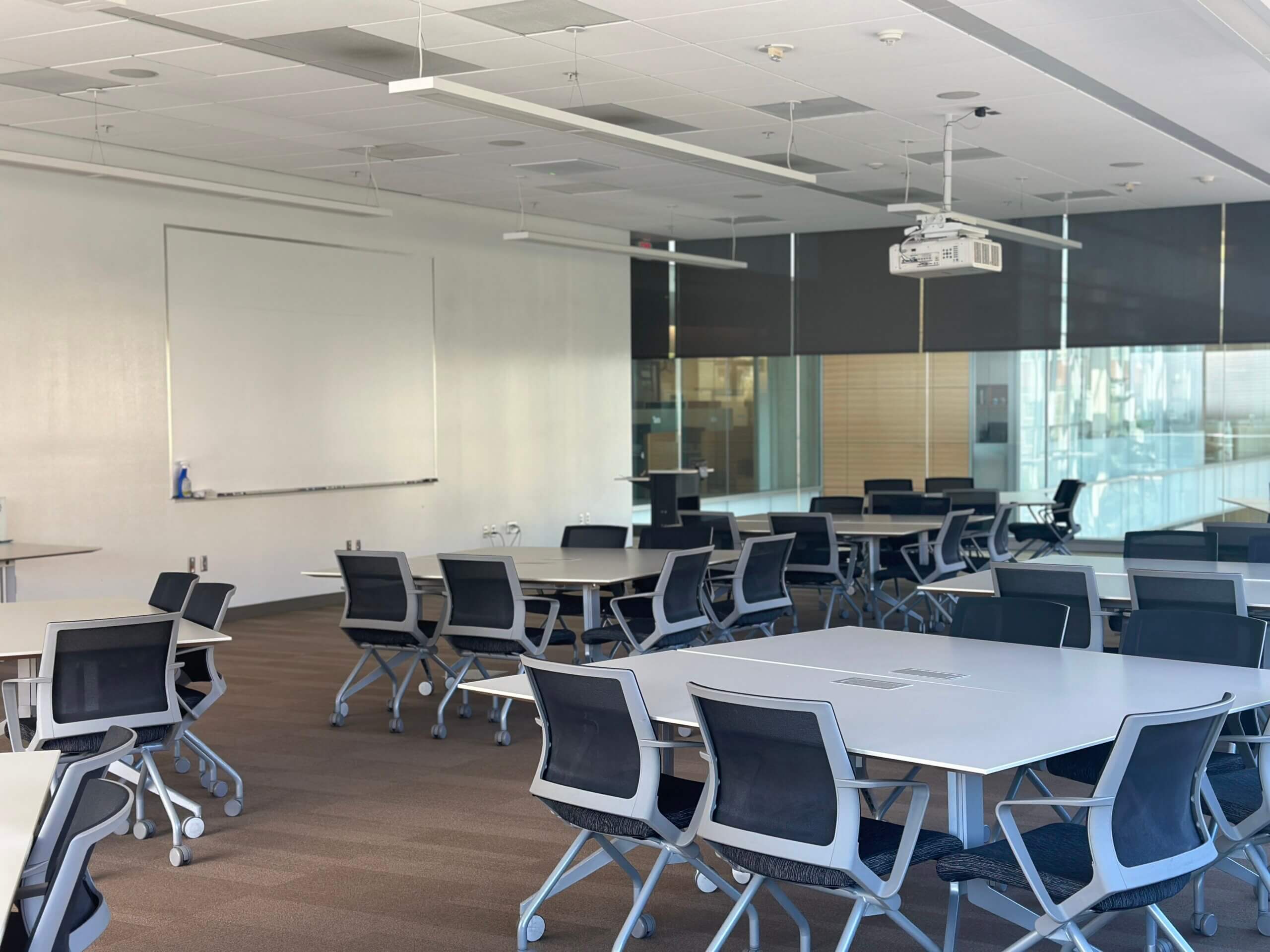 Orchard View Room at Discovery | Spaces | UW Conferences & Events