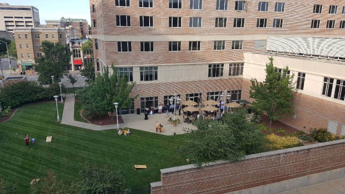 Kenneth B. Wackman Courtyard | Spaces | UW Conferences & Events