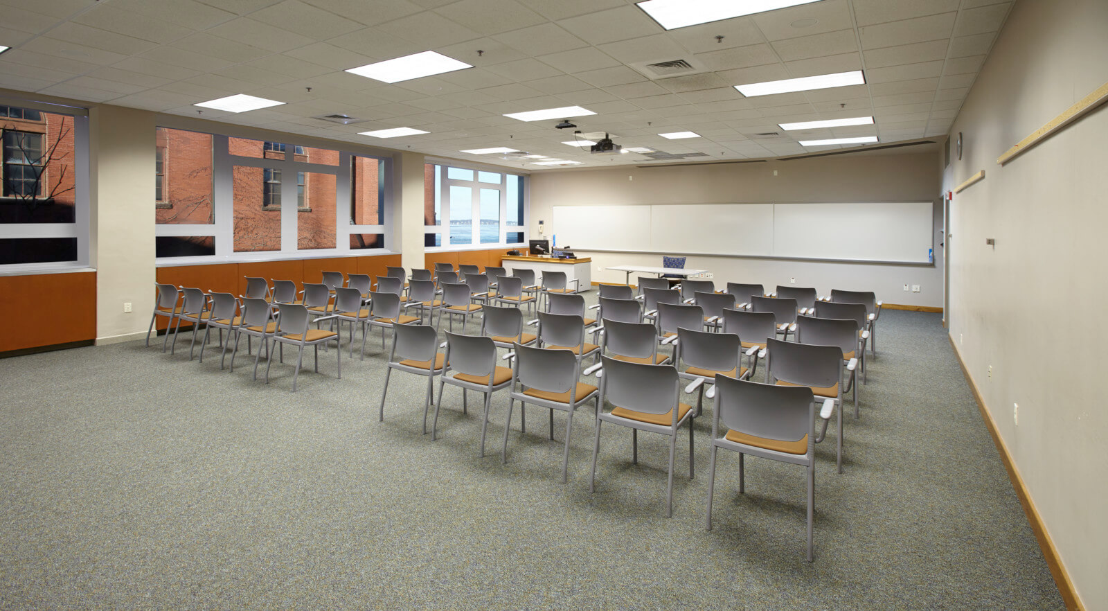 Room 213 | Spaces | UW Conferences & Events