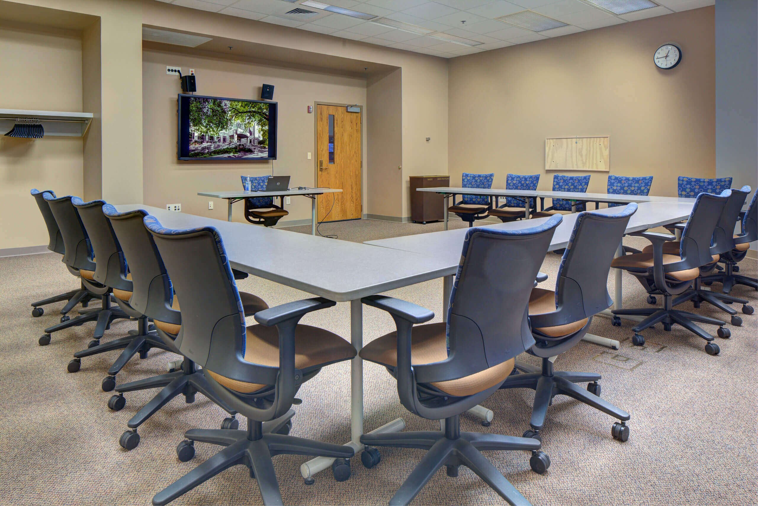 Room 312 | Spaces | UW Conferences & Events