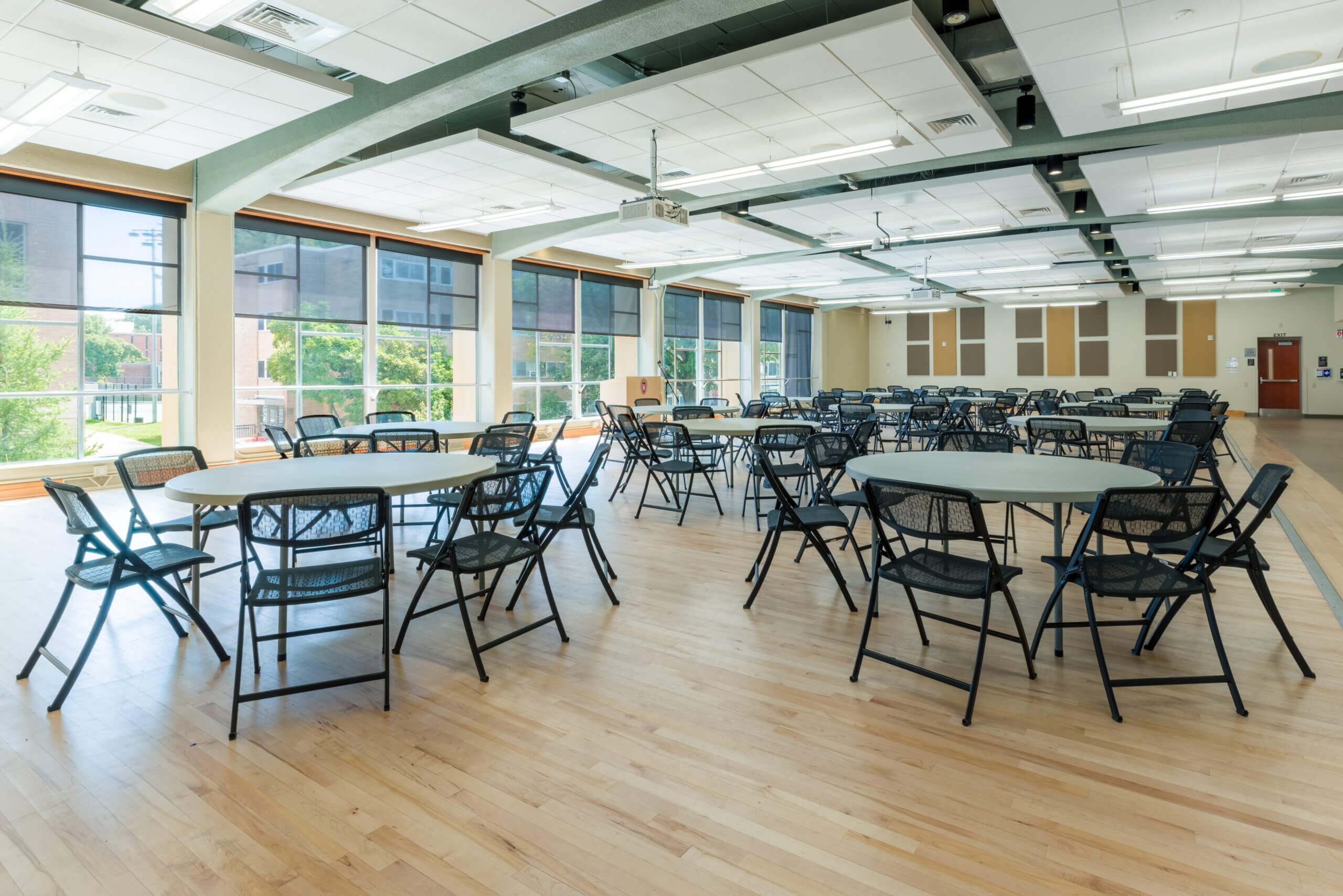 Holt Program Room | Spaces | UW Conferences & Events